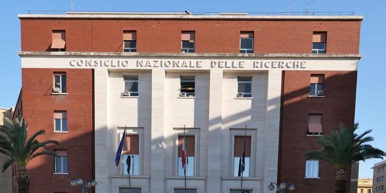 Concorsi CNR per 102 diplomati e laureati in Italia